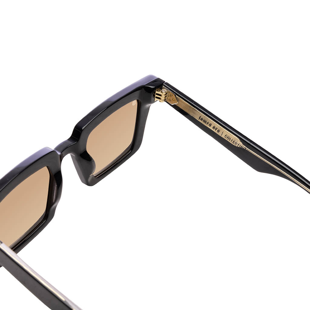 Ace II - Amber – Feature