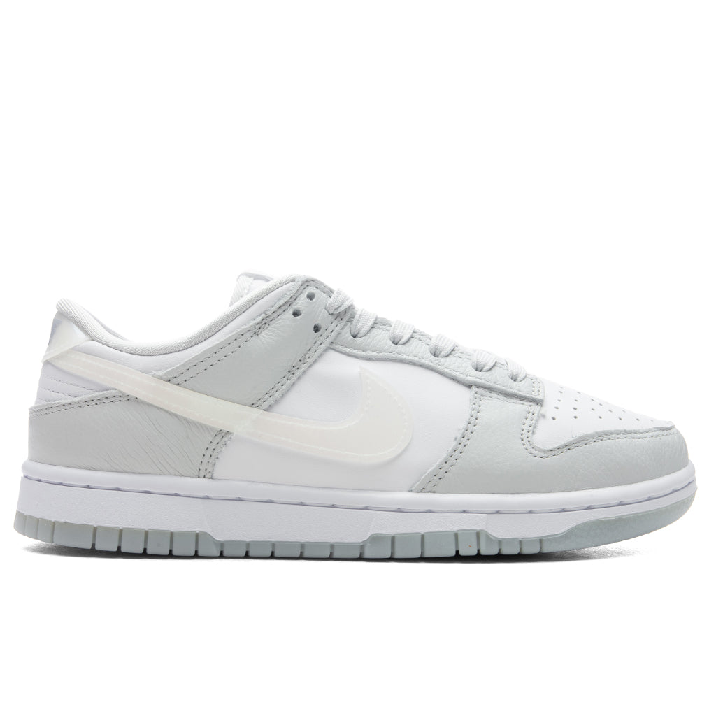 Women's Dunk Low - Photon Dust/Multi Color/White/Blue Ice – Feature