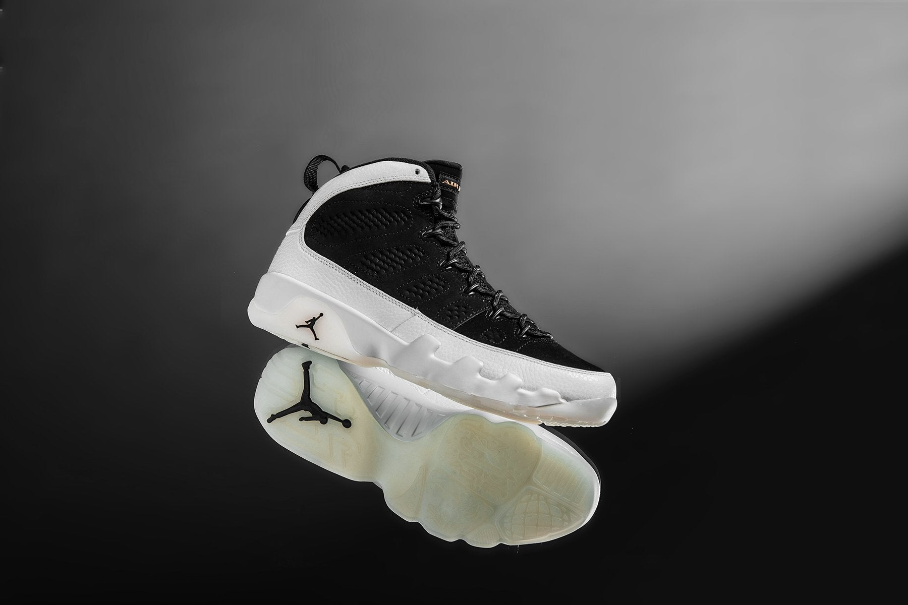 Air Jordan Retro 9 "City of Flight" Coming Soon – Feature