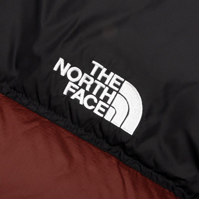 1996 Retro Nuptse Jacket - Eber Soil/Black – Feature