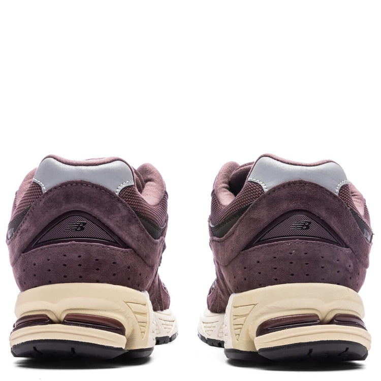 2002R - Truffle – Feature