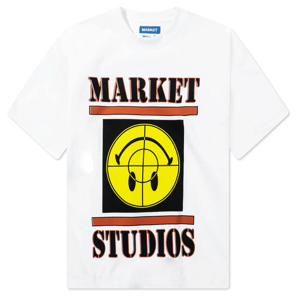 Smiley Focus T-Shirt - White – Feature
