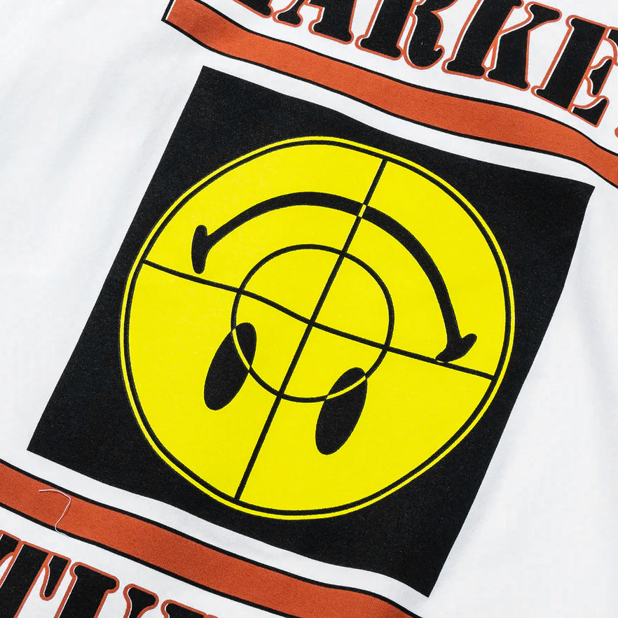 Smiley Focus T-Shirt - White – Feature