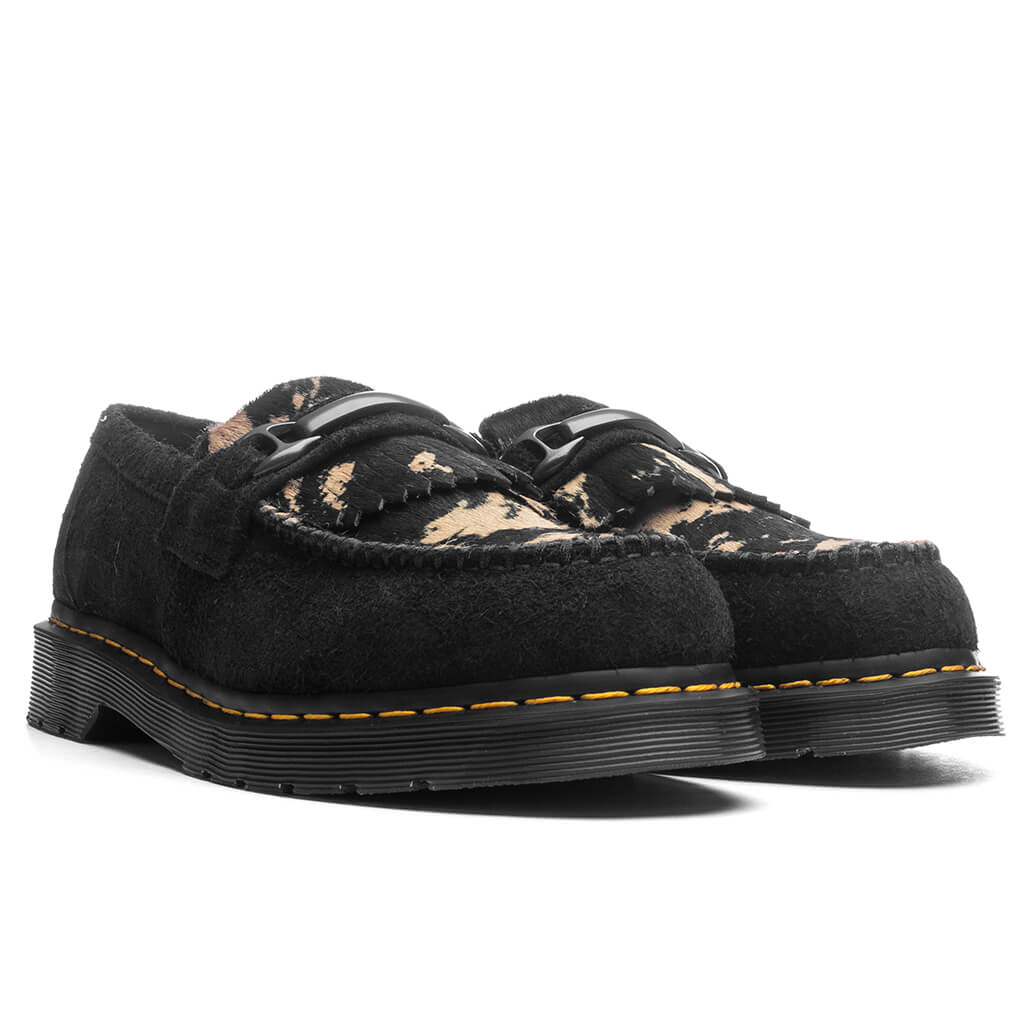 Adrian Snaffle - Black Napped Suede/Beige Contrast Hair On – Feature