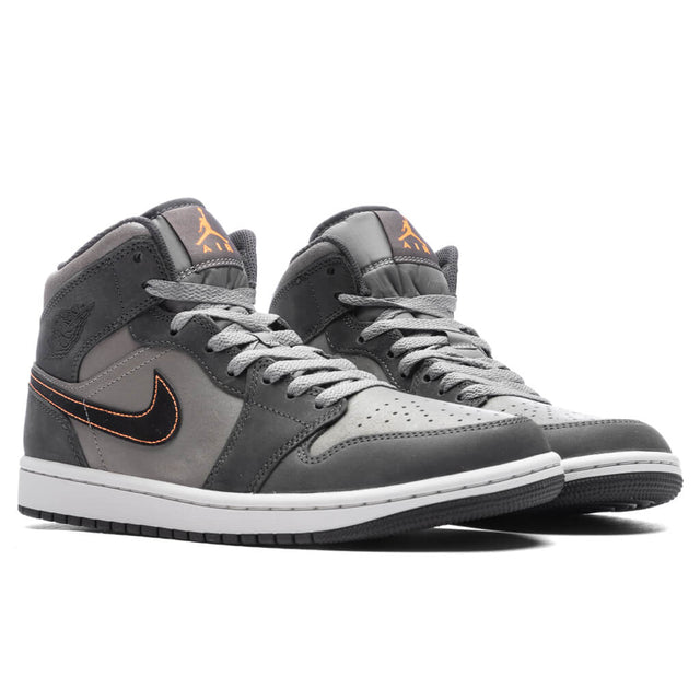 Air Jordan 1 Mid SE - Night Stadium/Black/Flat Pewter – Feature