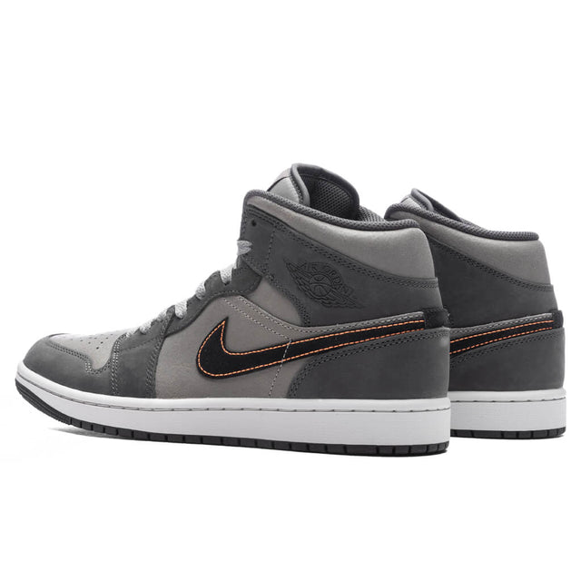 Air Jordan 1 Mid SE - Night Stadium/Black/Flat Pewter – Feature