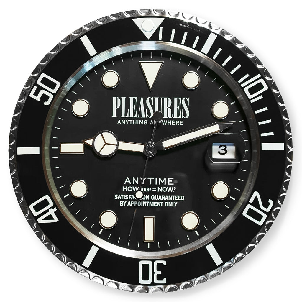 Anytime Clock - Black – Feature