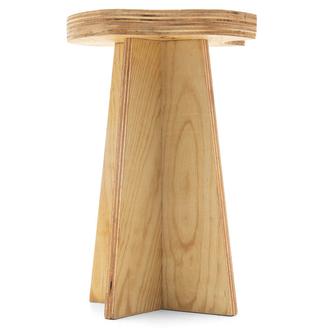 Apple Lounge – Feature