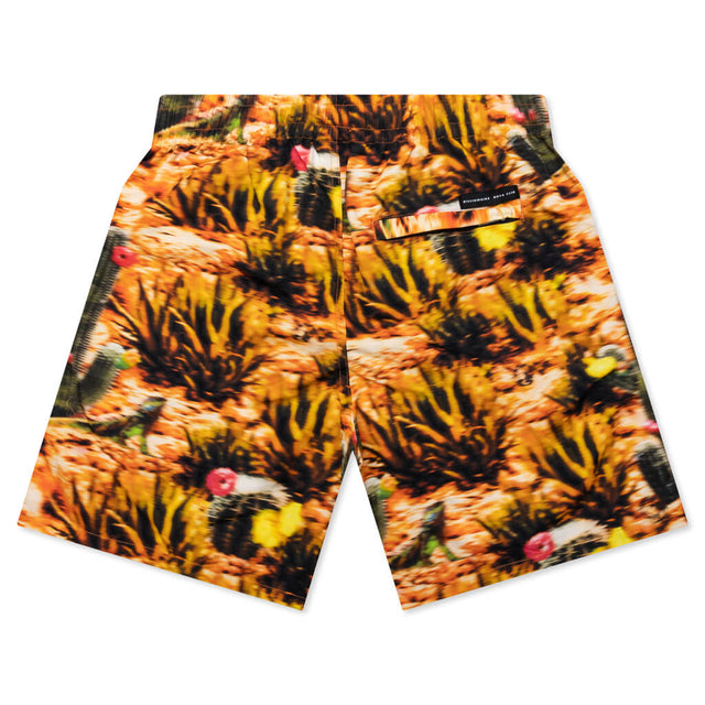 Blur Short - Bleach White – Feature