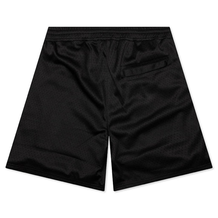 Roo Short - Black – Feature