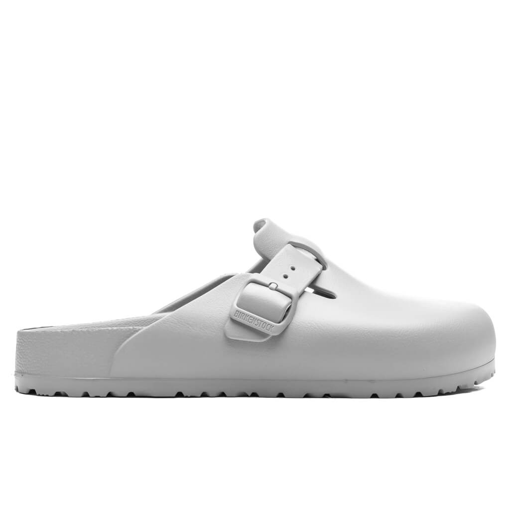 Boston Eva - Stone Coin – Feature