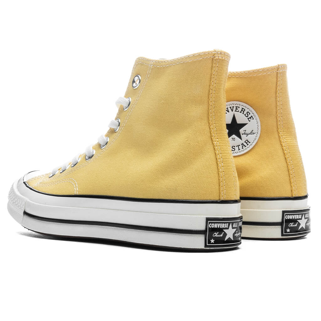 Chuck 70 HI - Bananas/Egret/Black – Feature
