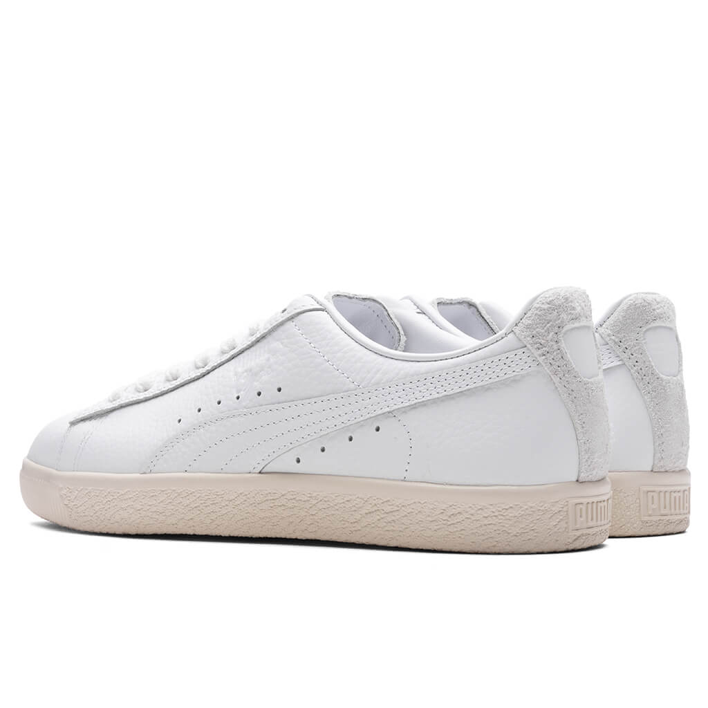Clyde Premium - White/Frosted Ivory – Feature