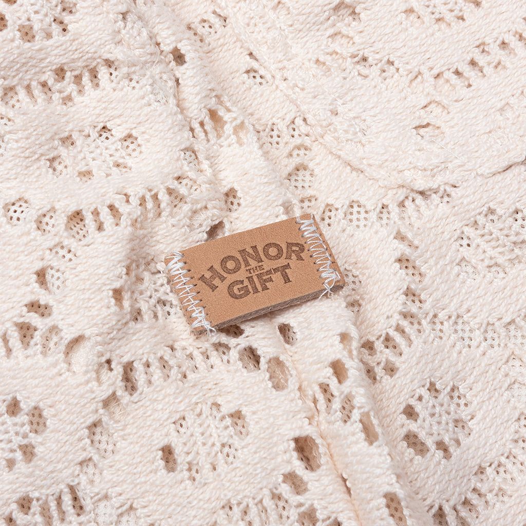 Crochet Short - Bone – Feature