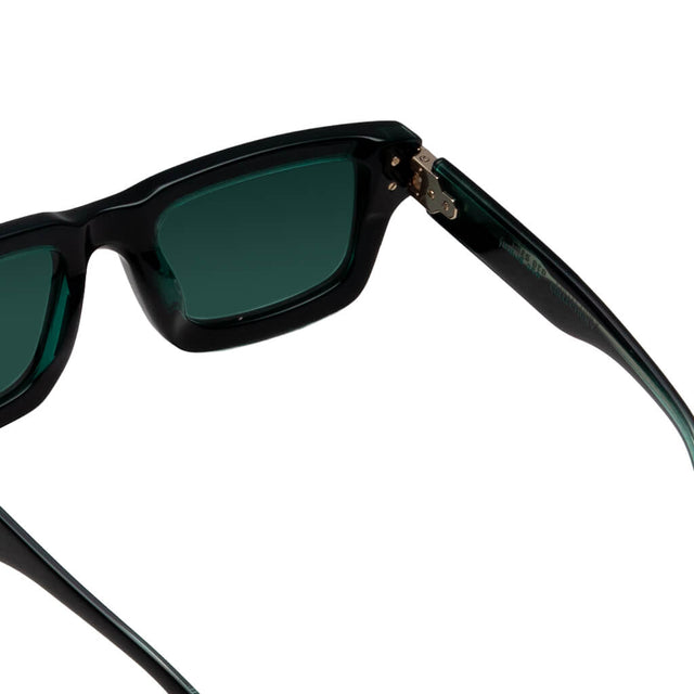 Defender - Emerald – Feature