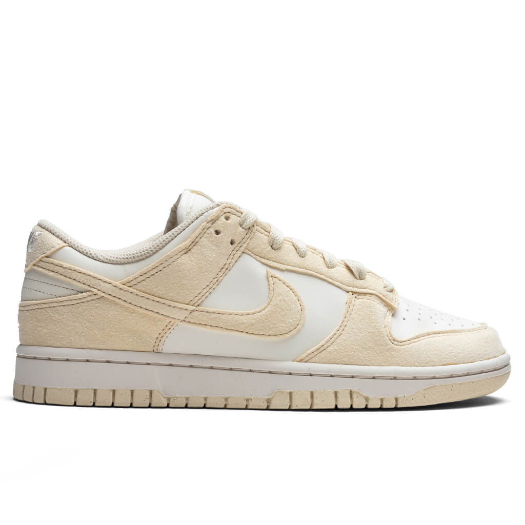 Women's Dunk Low - Soft Pear/Beach/Pale Ivory/White – Feature