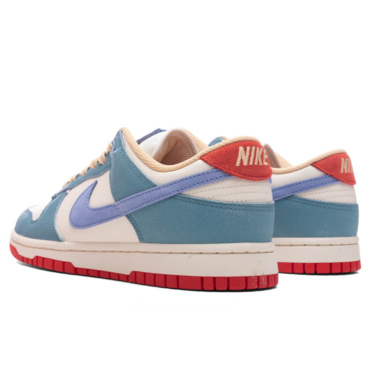 Dunk Low Premium - Pale Ivory/Royal Pulse/Denim Turq – Feature