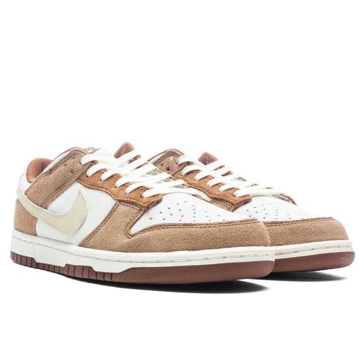 Dunk Low Retro Premium 'Medium Curry' - Sail/Fossil – Feature