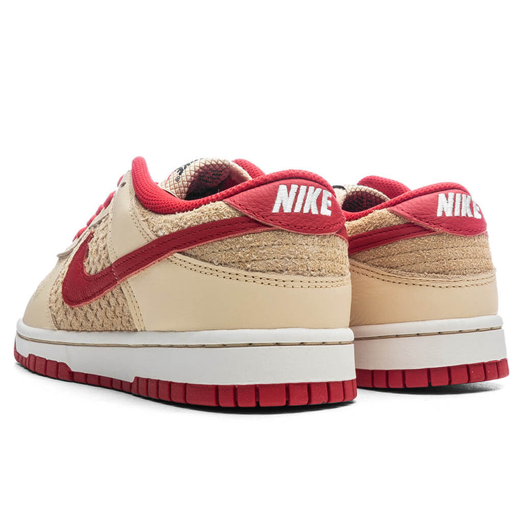 Dunk Low Retro SE 'Strawberry Waffle' - Pale Vanilla/University Red/Sa ...