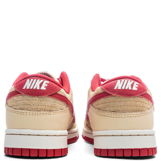 Dunk Low Retro SE 'Strawberry Waffle' - Pale Vanilla/University Red/Sa ...