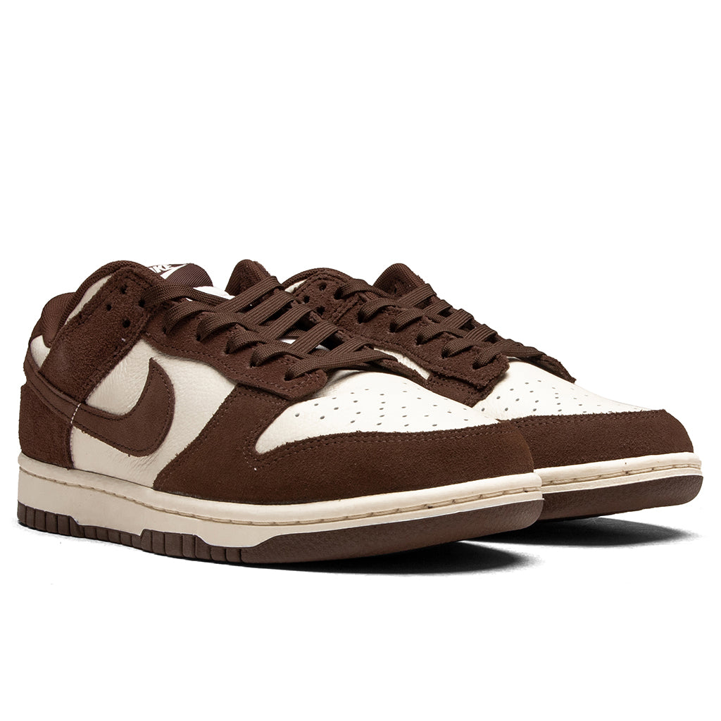 Dunk Low Retro SE - Pale Ivory/Baroque Brown/Pale Ivory – Feature