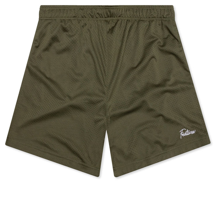 Beyond the Gym: Mesh Shorts for More Than Movement – Feature