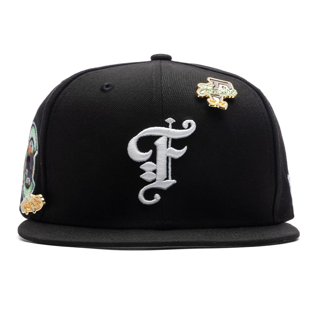 Feature x New Era Old English Calabasas Fitted - Black/Snow Grey