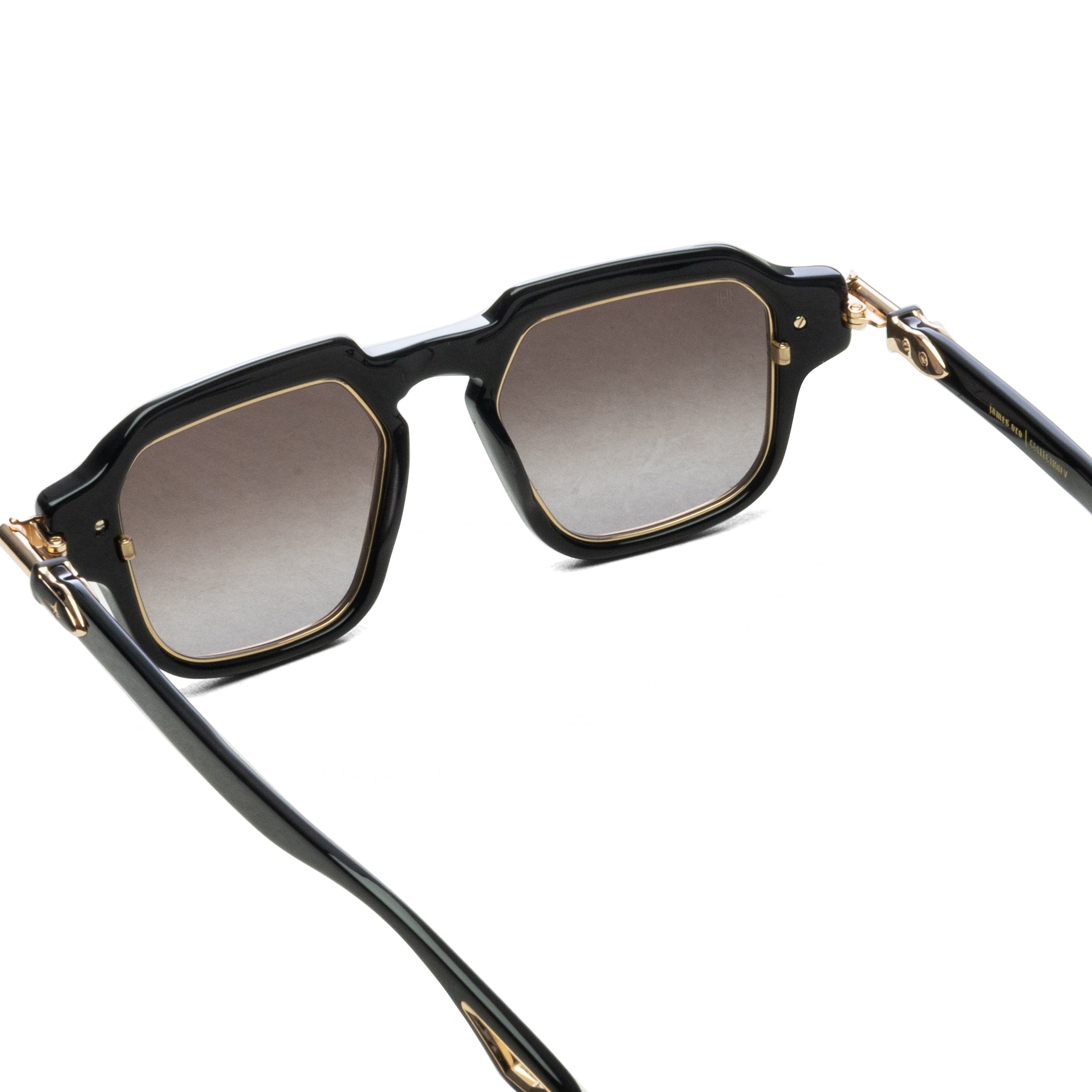 Godfather - Black – Feature