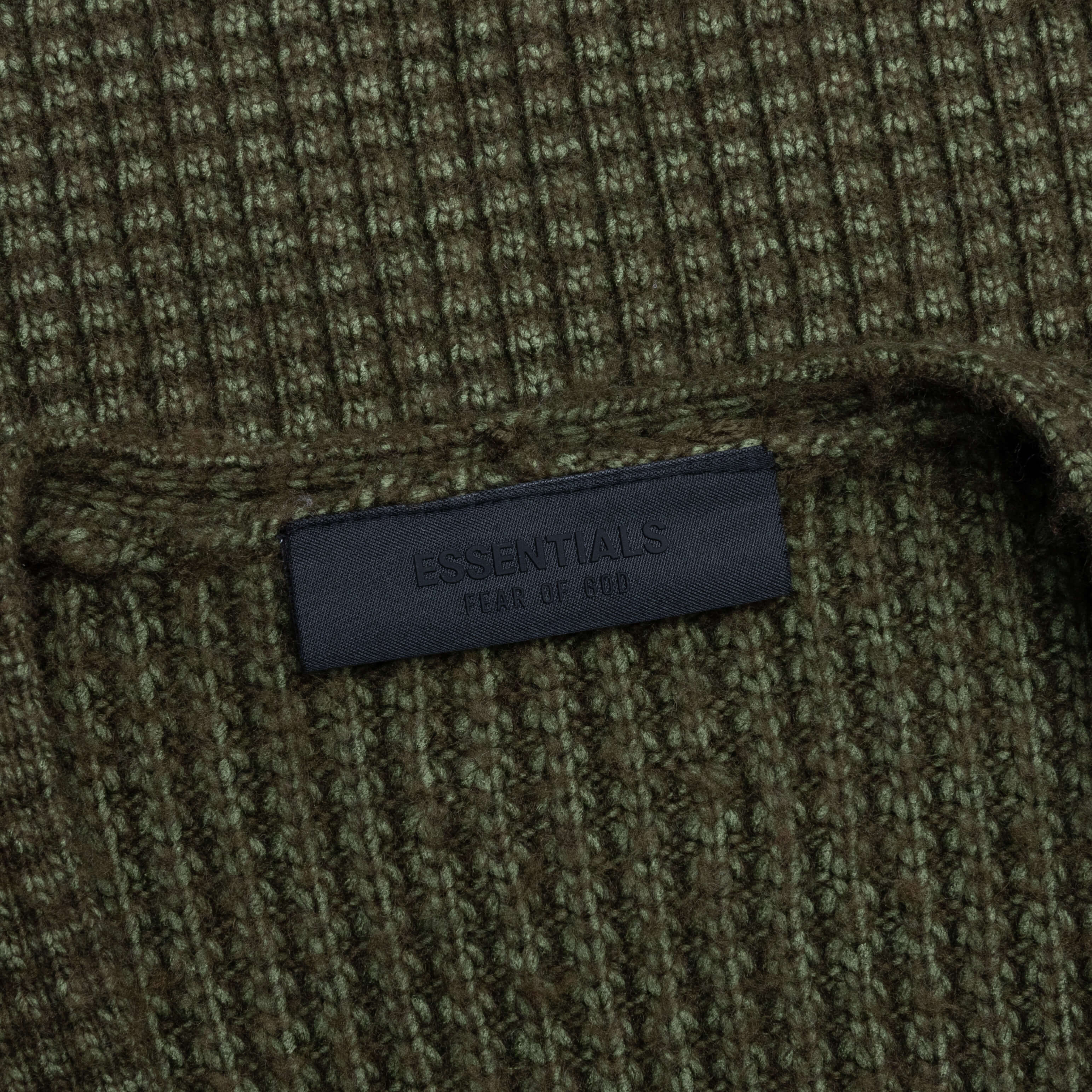 Heavy Waffle Cardigan - Military – Feature
