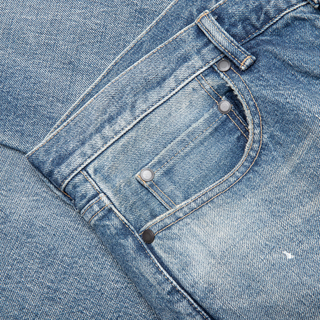 The Daze - Harrison – Feature