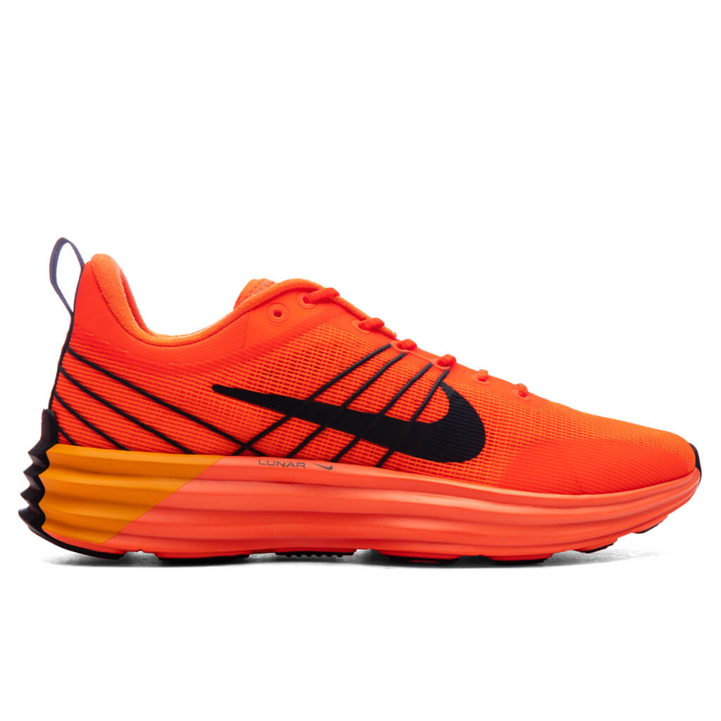 Lunar Roam - Hyper Crimson/Black/Sundial – Feature