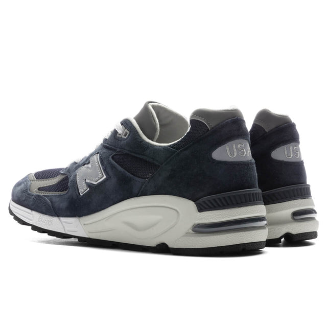 990v2 - Navy – Feature