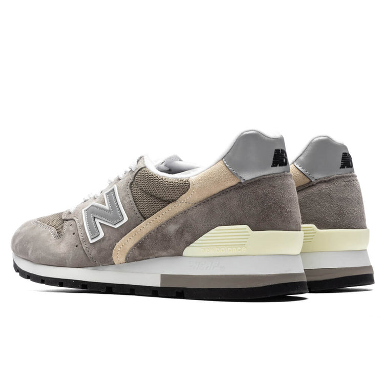 996 - Grey/Silver – Feature