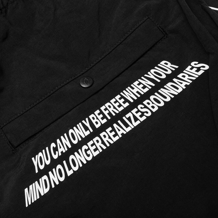 No Boundaries Short - Black – Feature