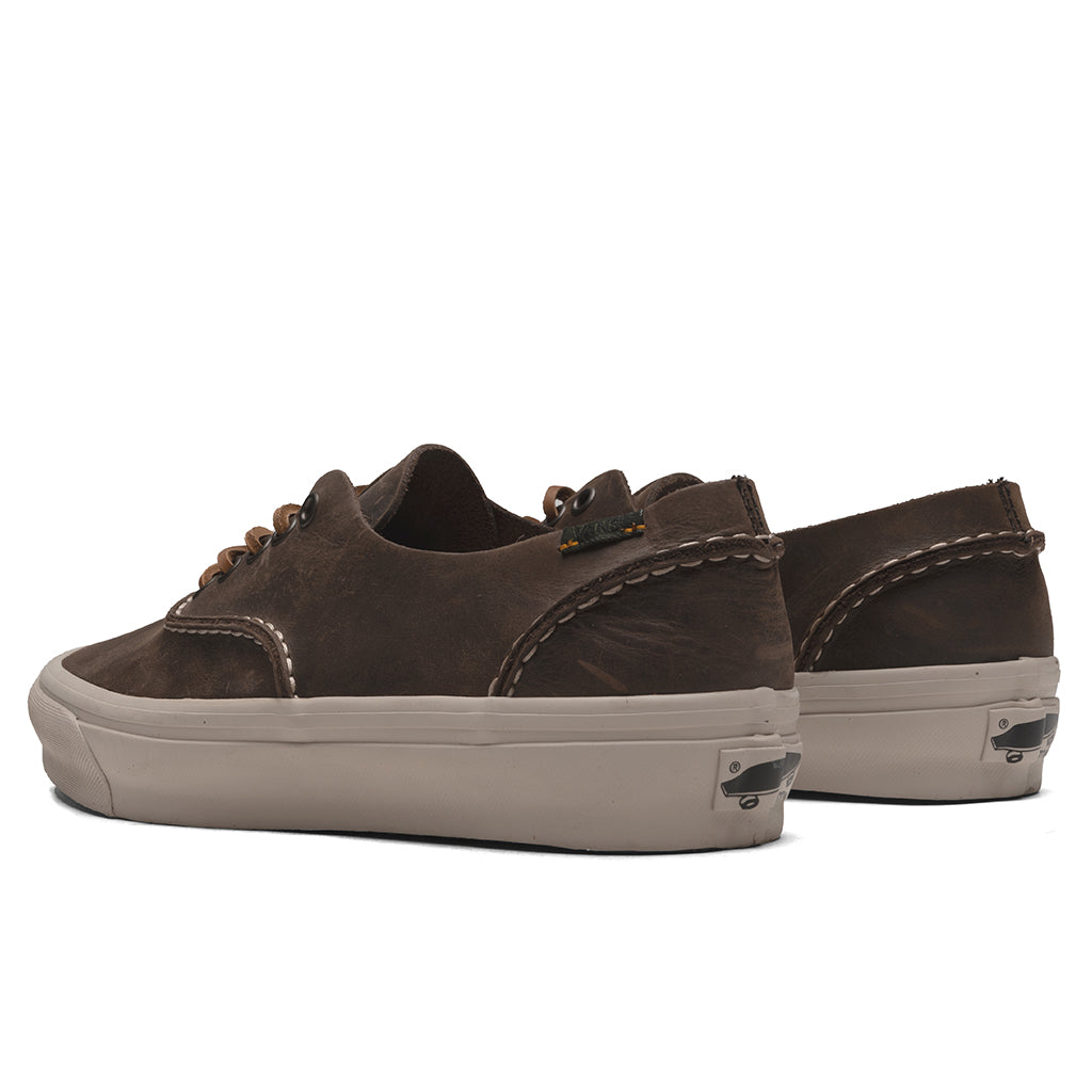 OTW Era Moc Stitch Vibram Siped Leather - Potting Soil – Feature