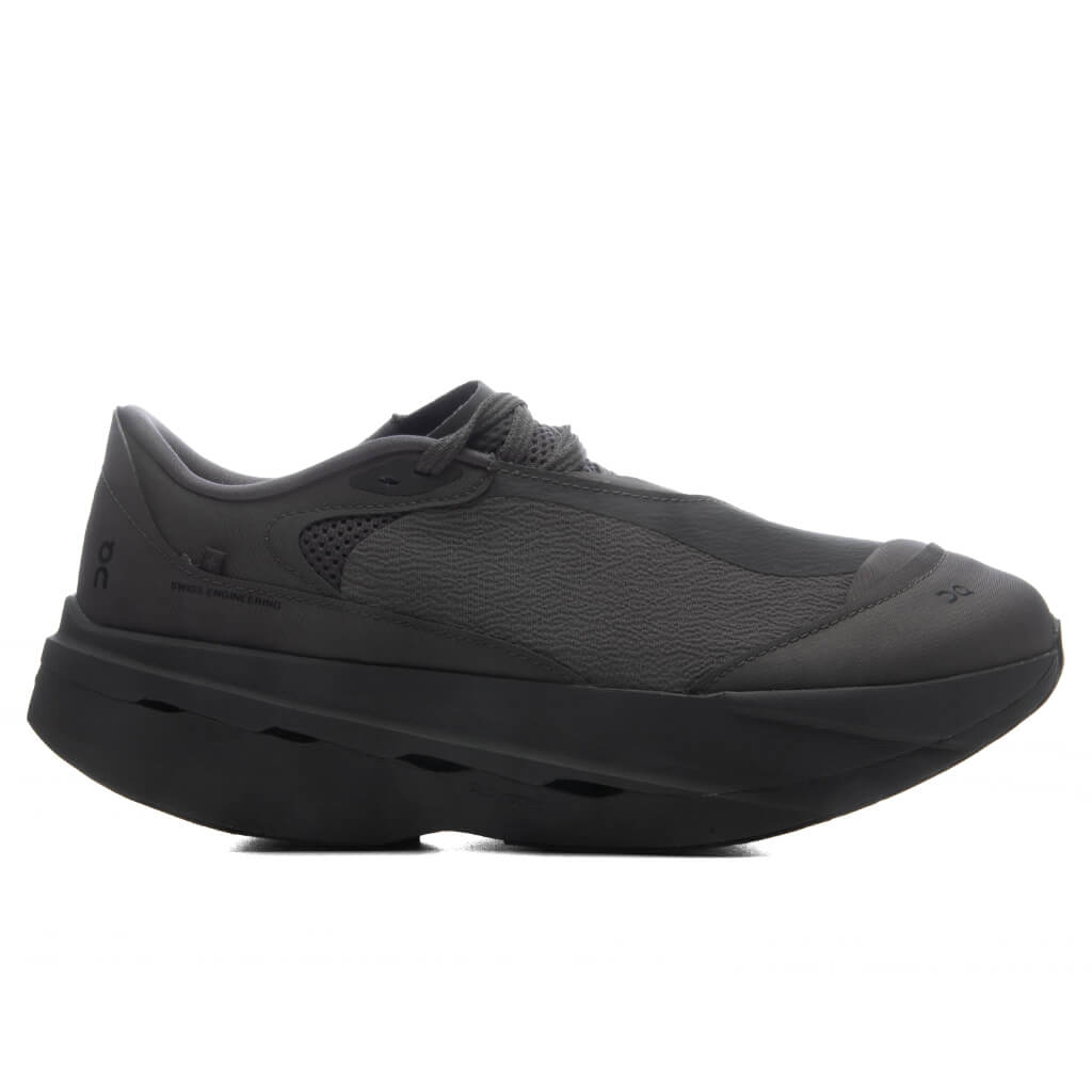 On x PAF Women's Cloudboom Volt - Ember/Pebble – Feature