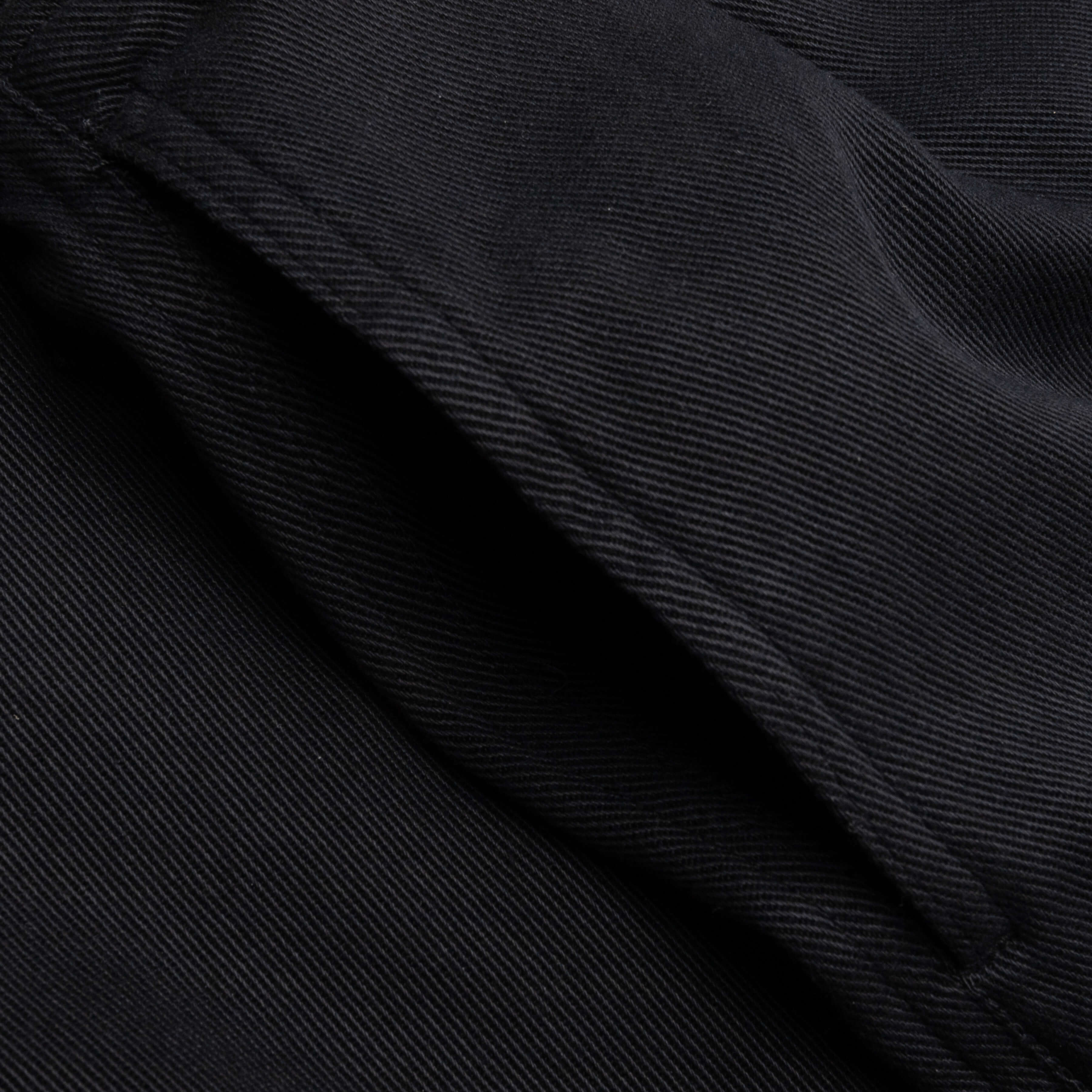 Crest Short - Jet Black – Feature