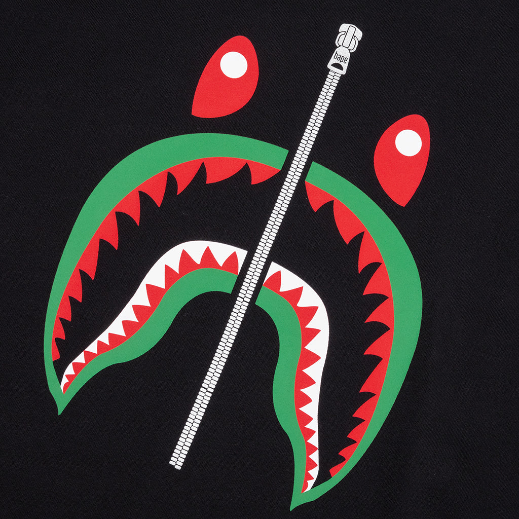 Shark Tee Italy - Black – Feature