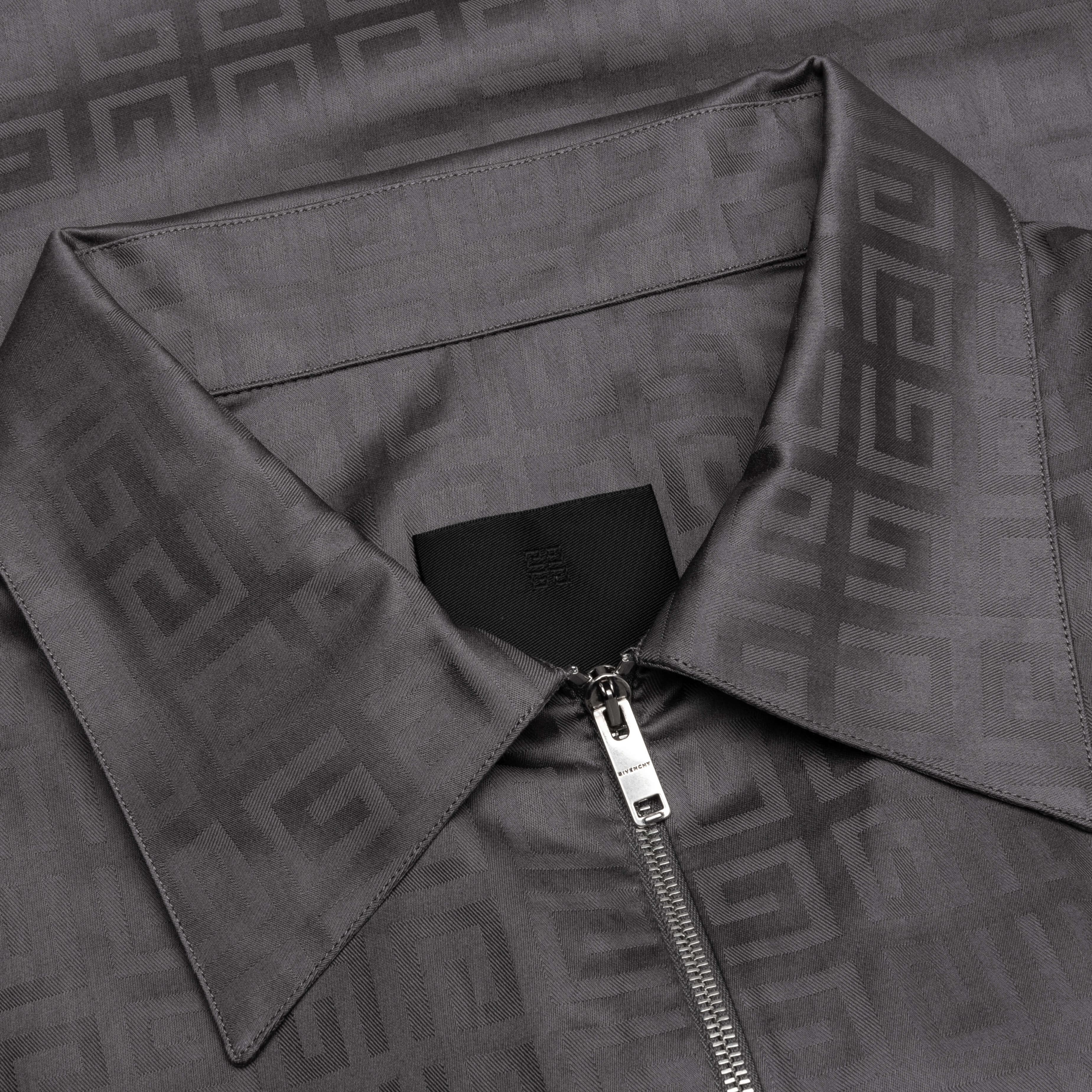 Short Sleeves Boxy Fit Zipped Shirt - Titanium – Feature