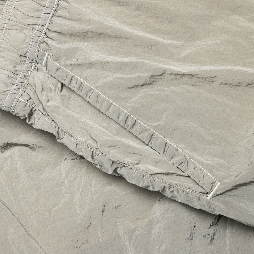 Nylon Shorts - Plaster – Feature