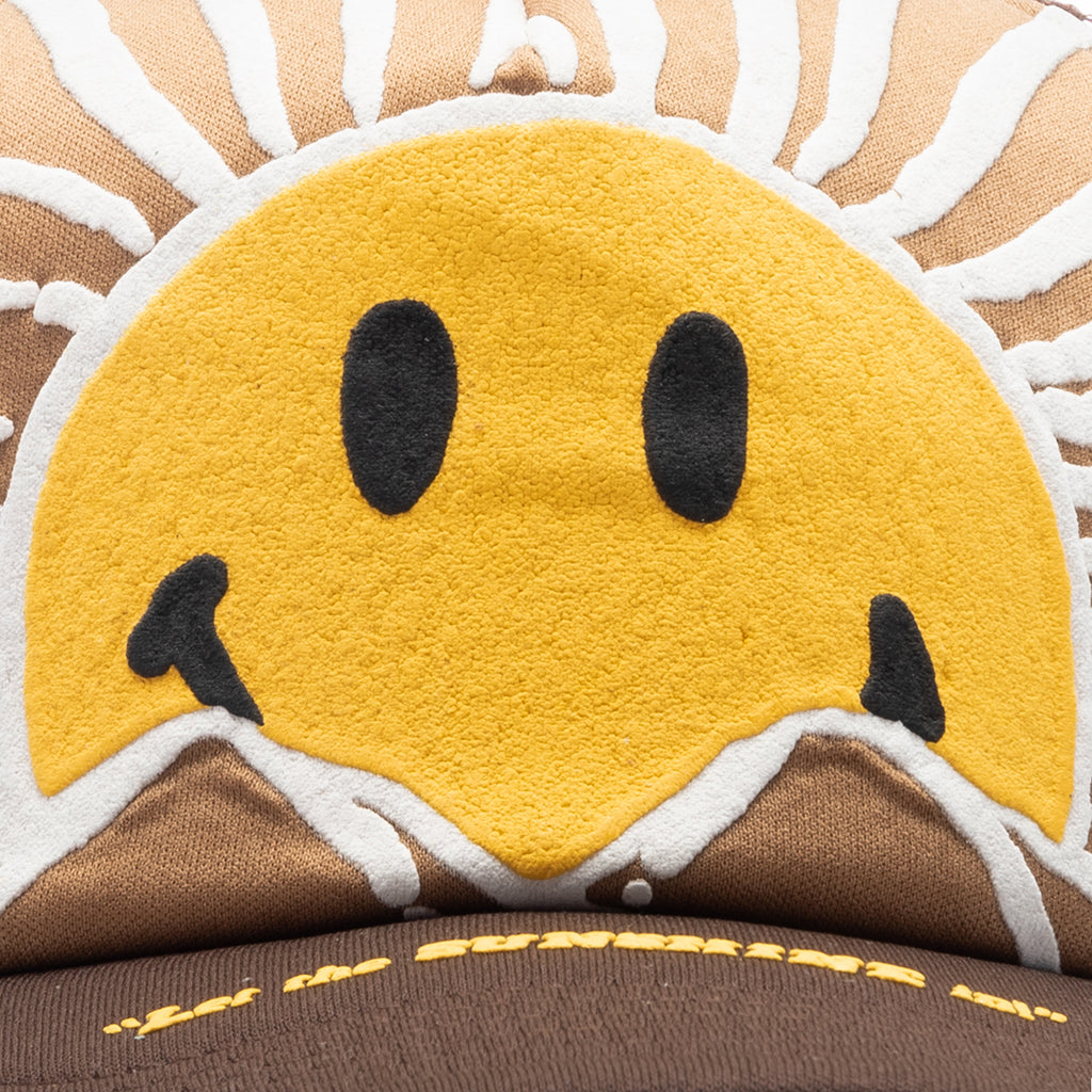 Smiley Sunrise Trucker Hat - Acorn – Feature