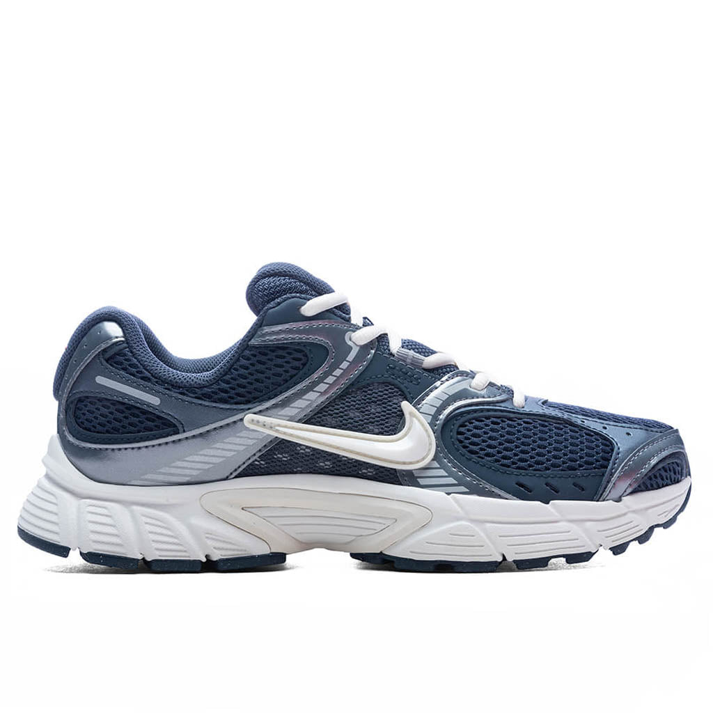 V5 RNR - Thunder Blue/Sail/Pale Ivory/Cool Grey – Feature