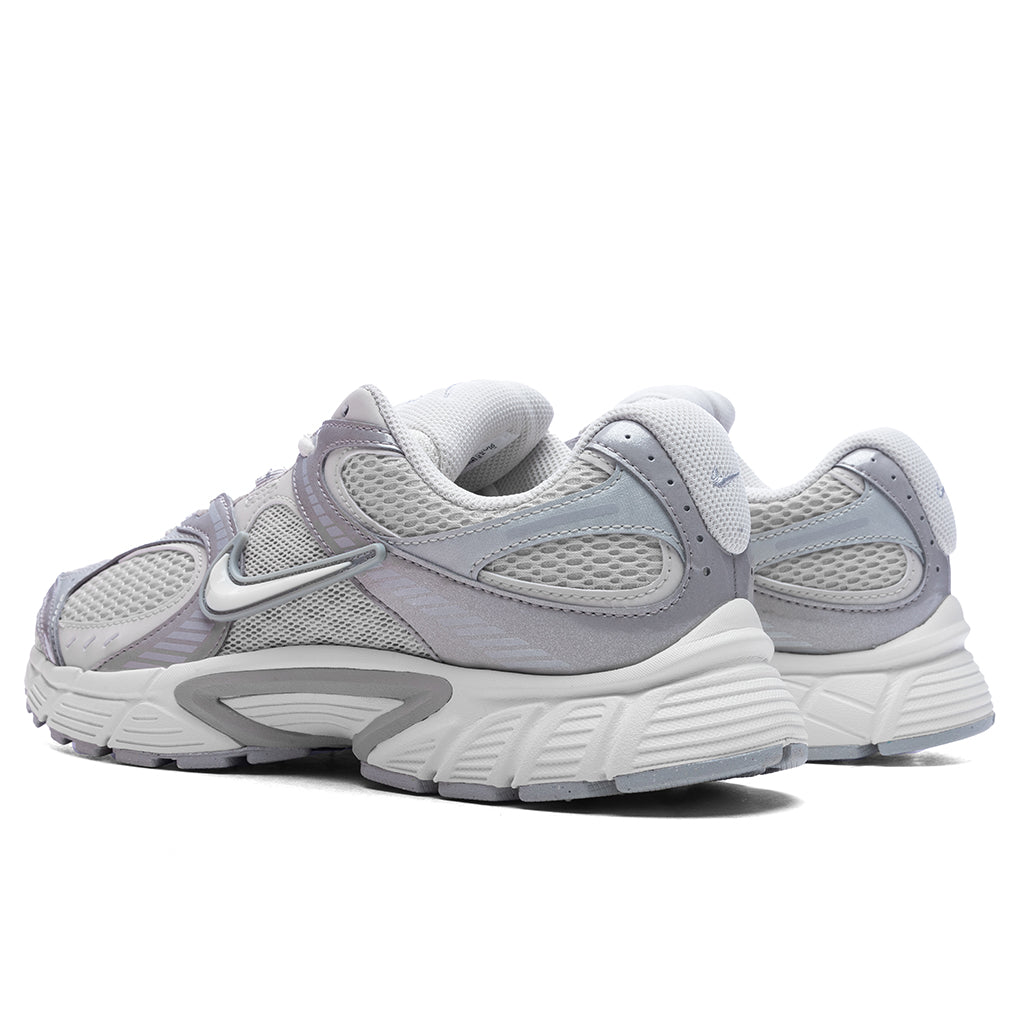 V5 Runner - Oatmeal/Pale Ivory/College Grey – Feature