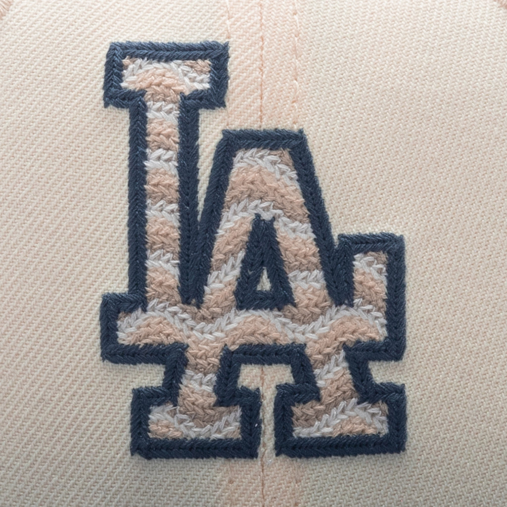 59Fifty Fitted Wavy Chainstitch 21119 - Los Angeles Dodgers – Feature