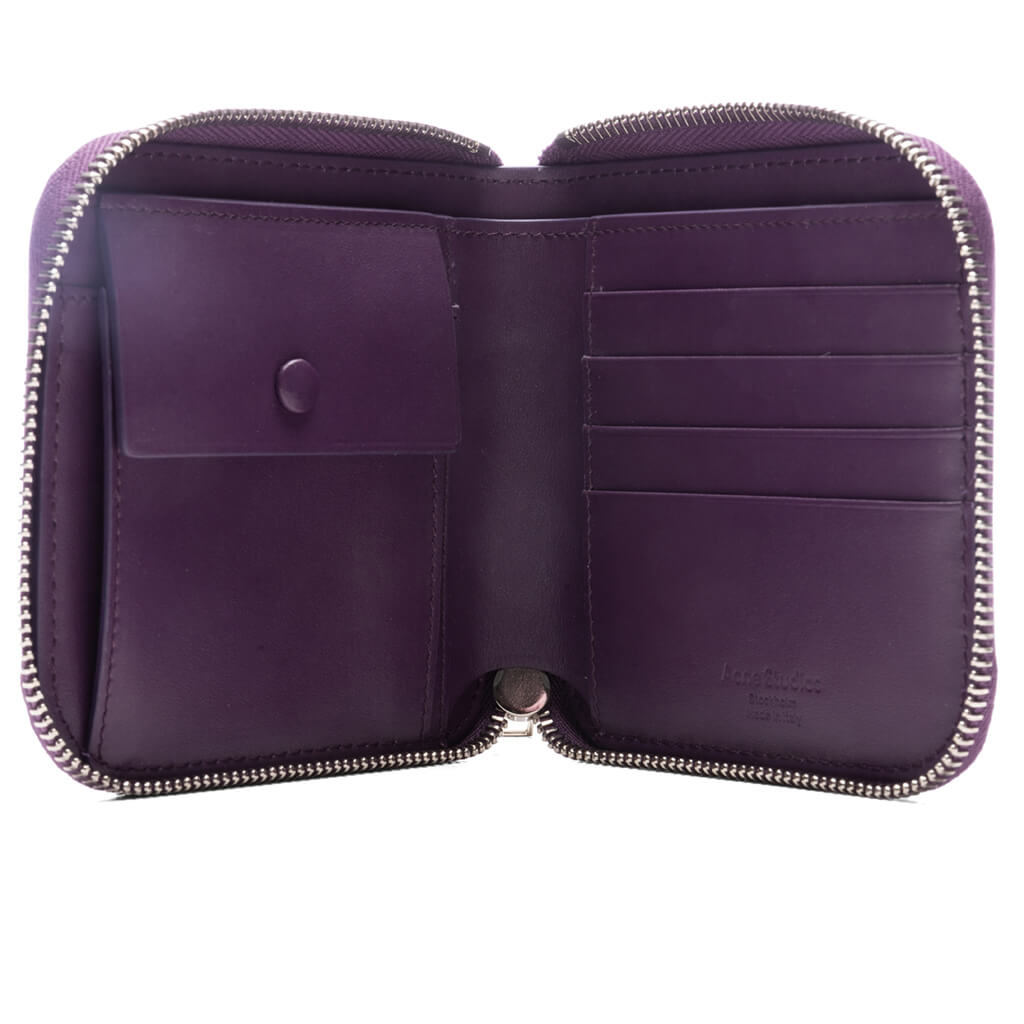 Zipped Wallet - Violet Purple – Feature