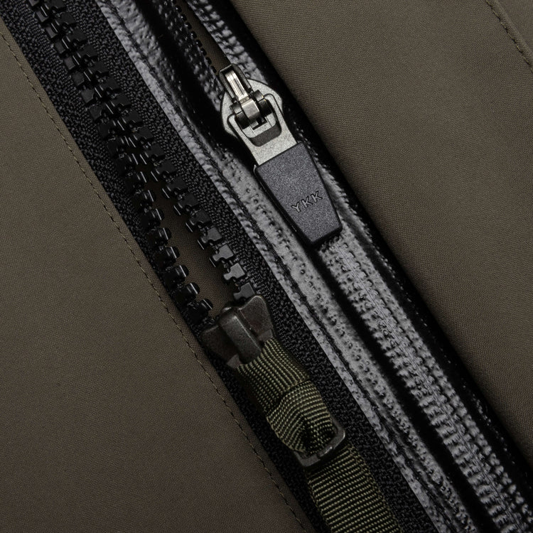 3L GORE-TEX Pro Interops Jacket - RAF Green/Black – Feature