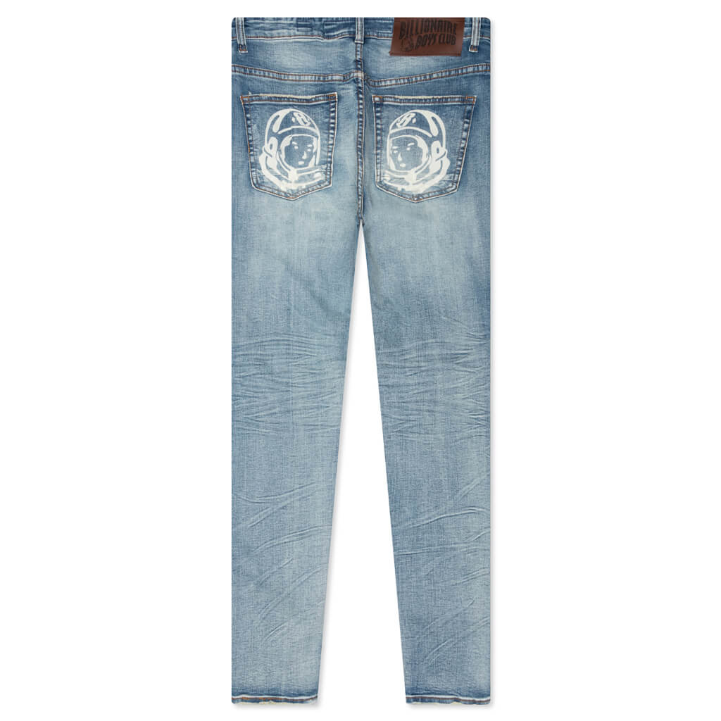 BB Lucky Jean - Axis – Feature