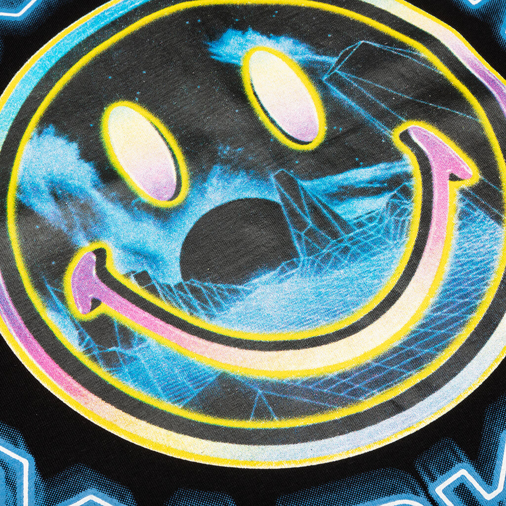 Chinatown Smiley Vapor Wave T-Shirt - Black – Feature