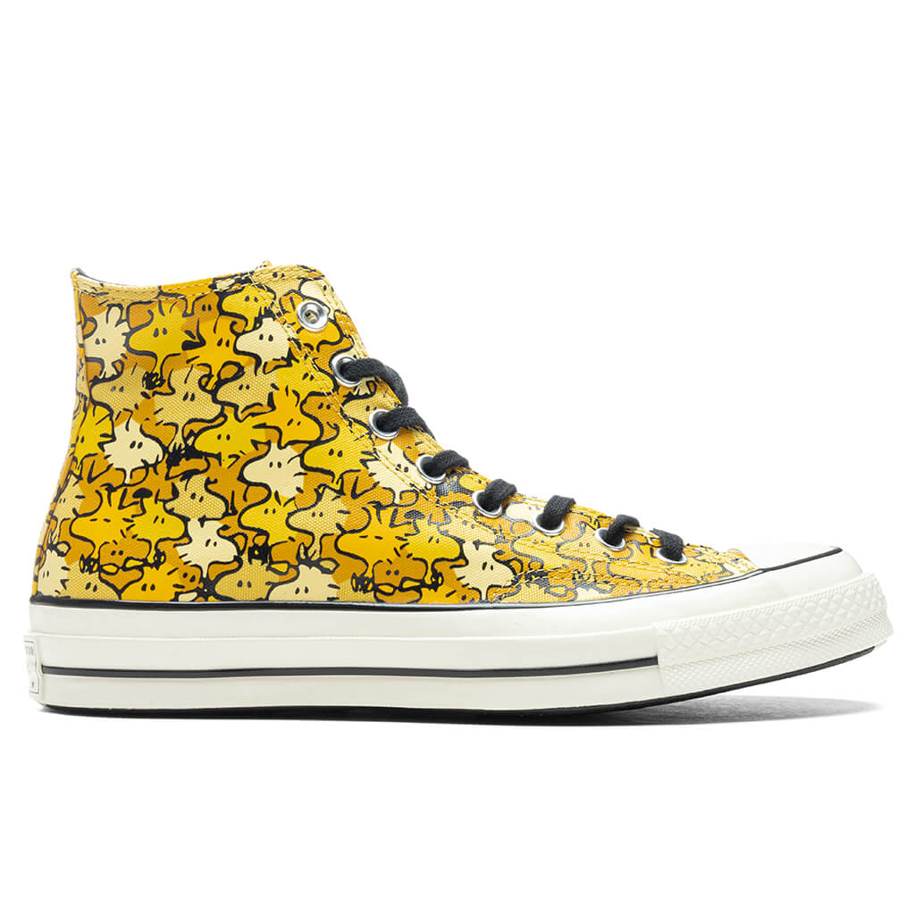 Converse x Peanuts Chuck 70 Hi - Soba/Zinc Yellow/Topaz Gold – Feature