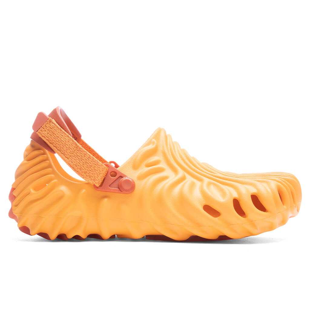 Crocs x Salehe Bembury Pollex Clog 'Cobbler'- Orange Sorbet – Feature